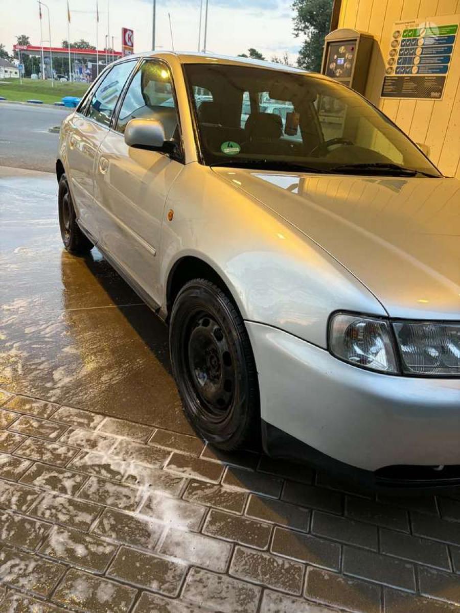 Pelēks Audi A3 2000 Utena, ar dzinēja tilpumu 1.90 L un nobraukumu 327 tūkst. km par 1200 €, foto 3 vietnē AUTOMOTO.COM.LV