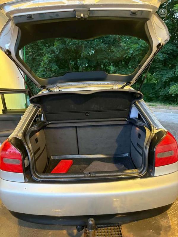 Pelēks Audi A3 2000 Utena, ar dzinēja tilpumu 1.90 L un nobraukumu 327 tūkst. km par 1200 €, foto 5 vietnē AUTOMOTO.COM.LV