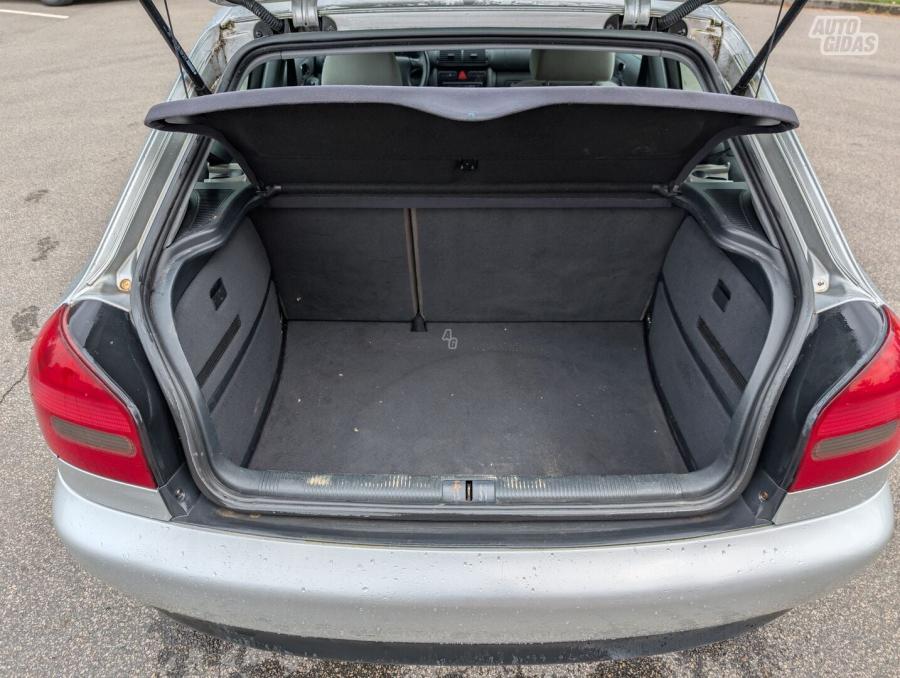 Grey Audi A3 2000 in Klaipeda, with an engine capacity of 1.60 L and mileage of 252 thousand km for 1000 €, photo 15 on AUTOMOTO.COM.LV