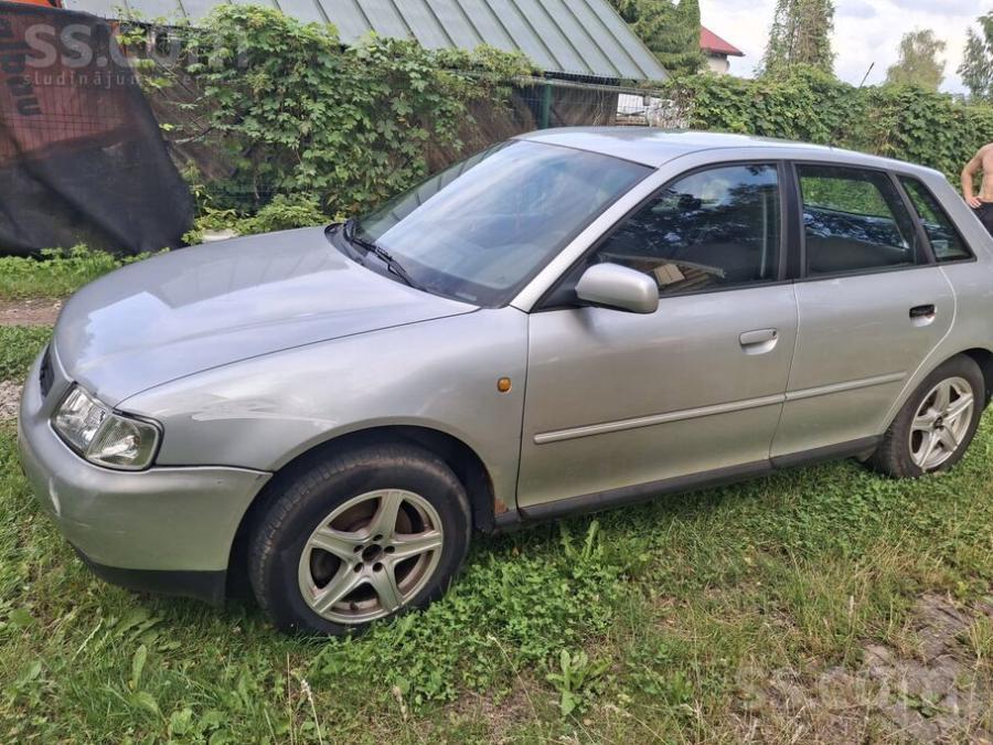 Pelēks Audi A3 2000 Rīga, ar dzinēja tilpumu 1.60 L un nobraukumu 291 tūkst. km par 750 €, foto 5 vietnē AUTOMOTO.COM.LV