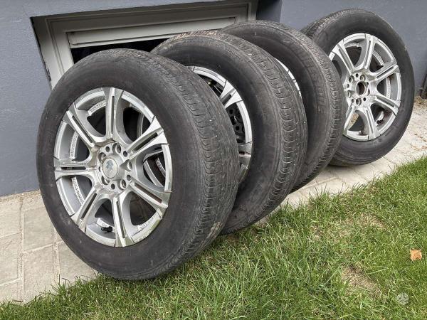 Grey Audi A3 2000 in Vilnius, with an engine capacity of 1.78 L and mileage of 269 thousand km for 1200 €, photo 9 on AUTOMOTO.COM.LV