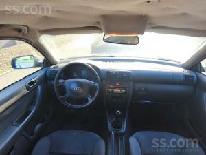 Pelēks Audi A3 2000 Rīga, ar dzinēja tilpumu 1.80 L un nobraukumu 260 tūkst. km par 250 €, foto 7 vietnē AUTOMOTO.COM.LV