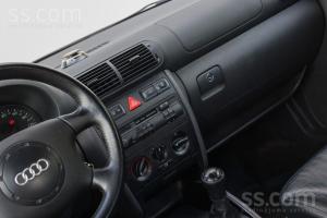 Grey Audi A3 2000 in Riga, with an engine capacity of 1.80 L and mileage of 227 thousand km for 895 €, photo 10 on AUTOMOTO.COM.LV