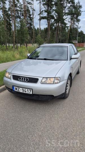 Pelēks Audi A3 2000 Valmiera, ar dzinēja tilpumu 1.60 L un nobraukumu 271 tūkst. km par 890 €, foto 4 vietnē AUTOMOTO.COM.LV