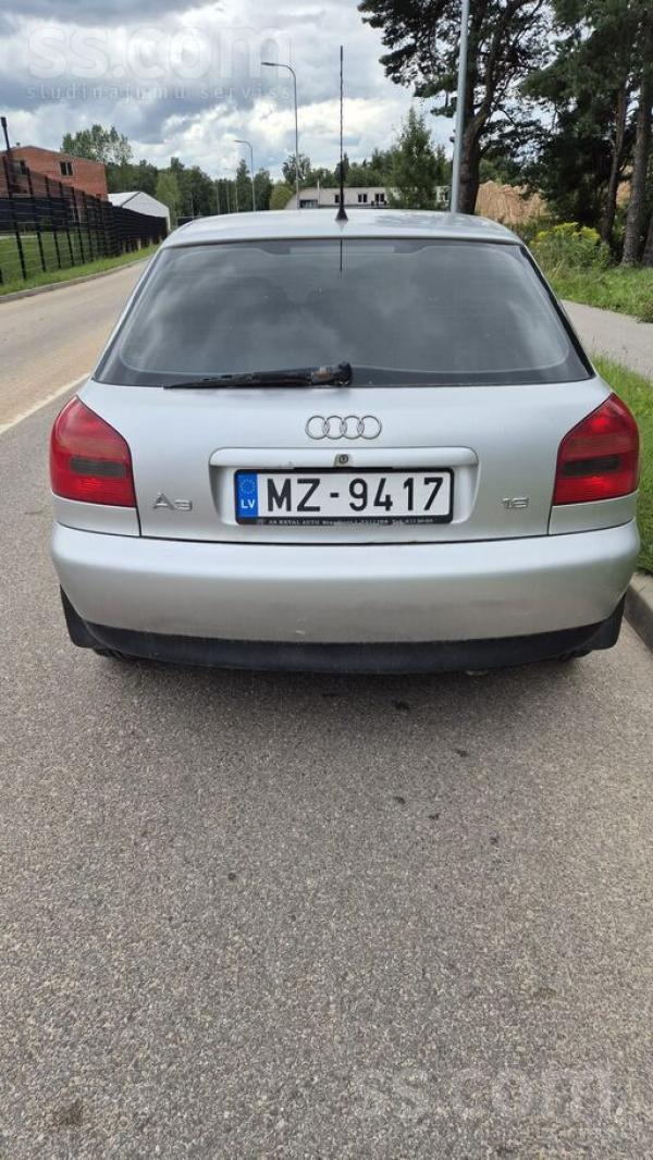Grey Audi A3 2000 in Valmiera, with an engine capacity of 1.60 L and mileage of 271 thousand km for 890 €, photo 6 on AUTOMOTO.COM.LV
