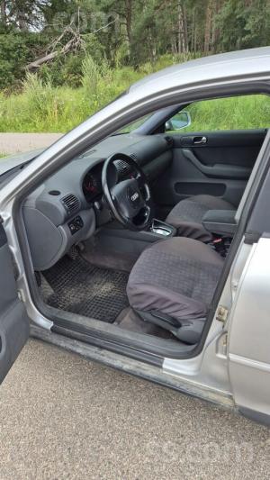 Grey Audi A3 2000 in Riga, with an engine capacity of 1.60 L and mileage of 271 thousand km for 850 €, photo 8 on AUTOMOTO.COM.LV