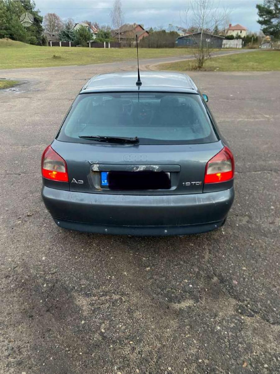 Pelēks Audi A3 2001 Kauņa, ar dzinēja tilpumu 1.90 L un nobraukumu 405 tūkst. km par 1100 €, foto 5 vietnē AUTOMOTO.COM.LV
