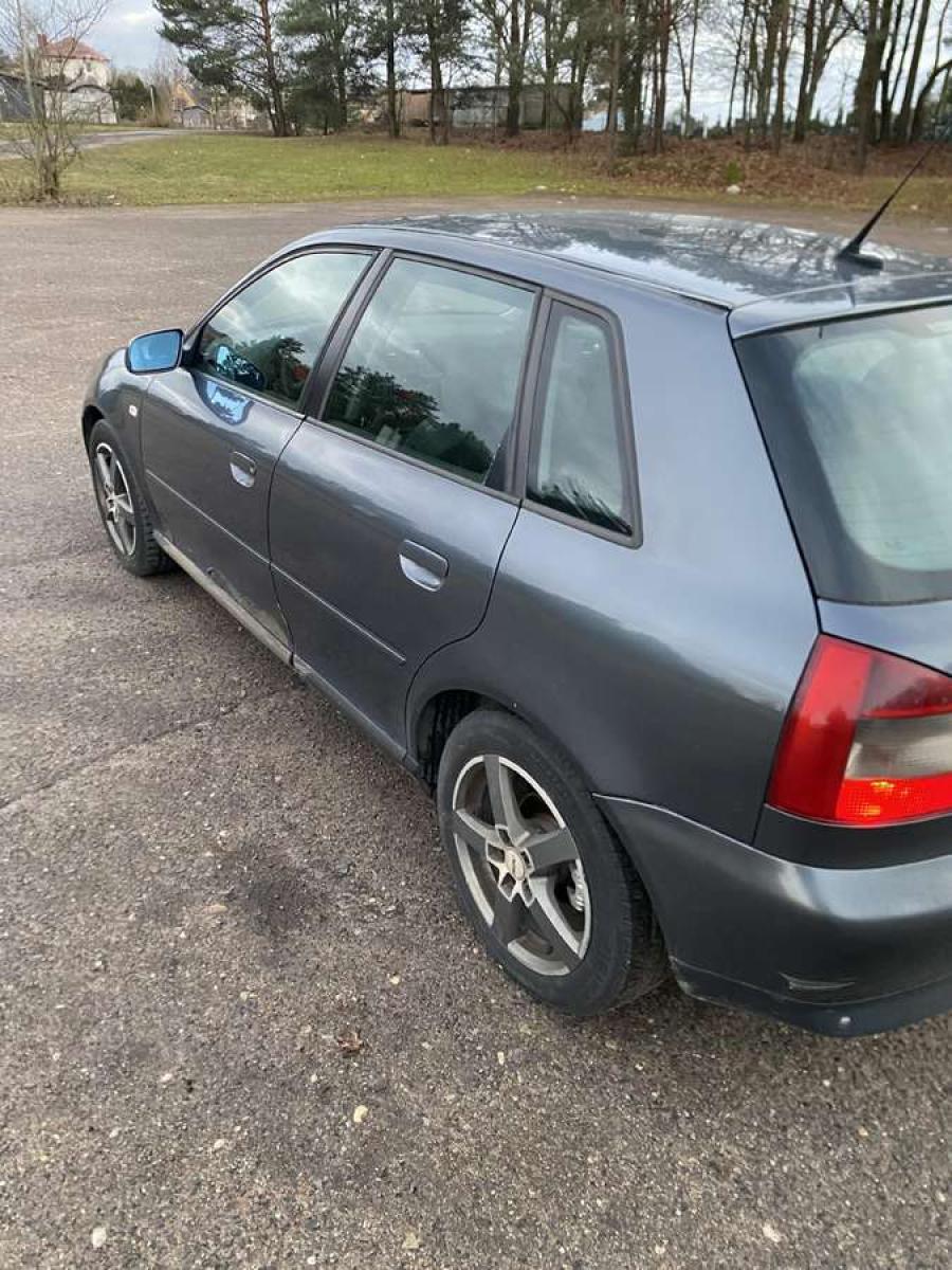 Pelēks Audi A3 2001 Kauņa, ar dzinēja tilpumu 1.90 L un nobraukumu 405 tūkst. km par 1100 €, foto 6 vietnē AUTOMOTO.COM.LV