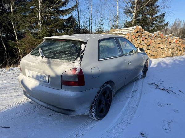 Pelēks Audi A3 2001 Šauļi, ar dzinēja tilpumu 1.90 L un nobraukumu 299 tūkst. km par 1750 €, foto 5 vietnē AUTOMOTO.COM.LV