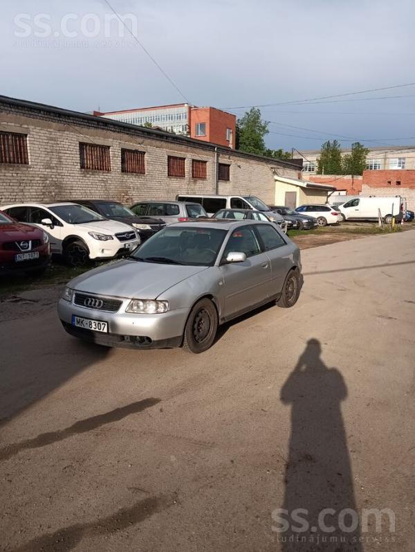 Серый Ауди А3 2001 в Рига, объемом двигателя 1.60 л и пробегом 246 тыс. км за 750 €, фото 3 на AUTOMOTO.COM.LV