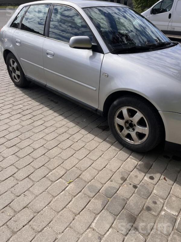 Pelēks Audi A3 2001 Rīga, ar dzinēja tilpumu 1.60 L un nobraukumu 332 tūkst. km par 1470 €, foto 4 vietnē AUTOMOTO.COM.LV