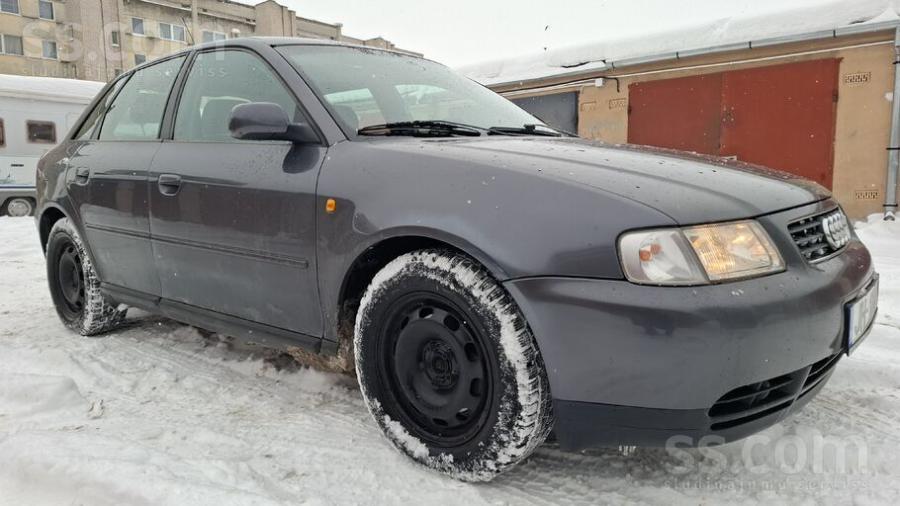 Grey Audi A3 2001 in Daugavpils, with an engine capacity of 1.80 L and mileage of 376 thousand km for 1290 €, photo 1 on AUTOMOTO.COM.LV