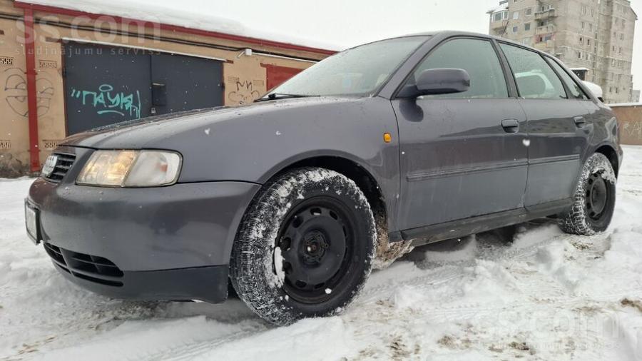 Grey Audi A3 2001 in Daugavpils, with an engine capacity of 1.80 L and mileage of 376 thousand km for 1290 €, photo 4 on AUTOMOTO.COM.LV