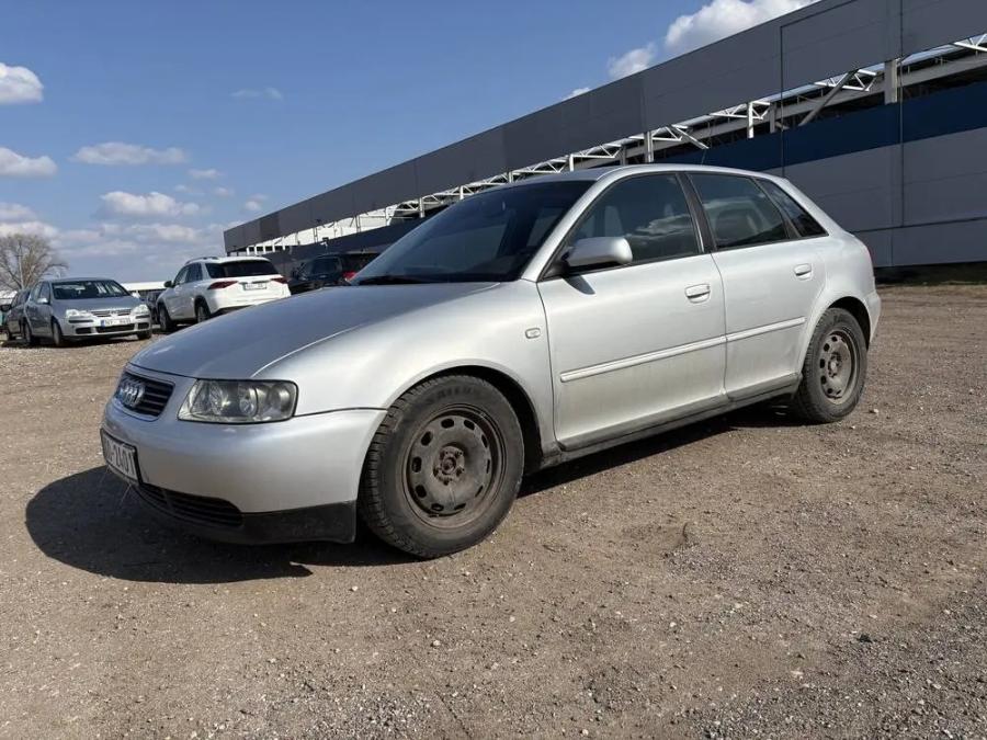 Grey Audi A3 2001 in Daugavpils, with an engine capacity of 1.60 L and mileage of 269 thousand km for 1350 €, photo 1 on AUTOMOTO.COM.LV