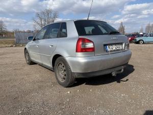 Grey Audi A3 2001 in Daugavpils, with an engine capacity of 1.60 L and mileage of 269 thousand km for 1350 €, photo 4 on AUTOMOTO.COM.LV