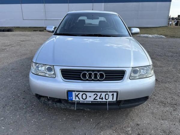 Pelēks Audi A3 2001 Daugavpils, ar dzinēja tilpumu 1.60 L un nobraukumu 269 tūkst. km par 1350 €, foto 8 vietnē AUTOMOTO.COM.LV