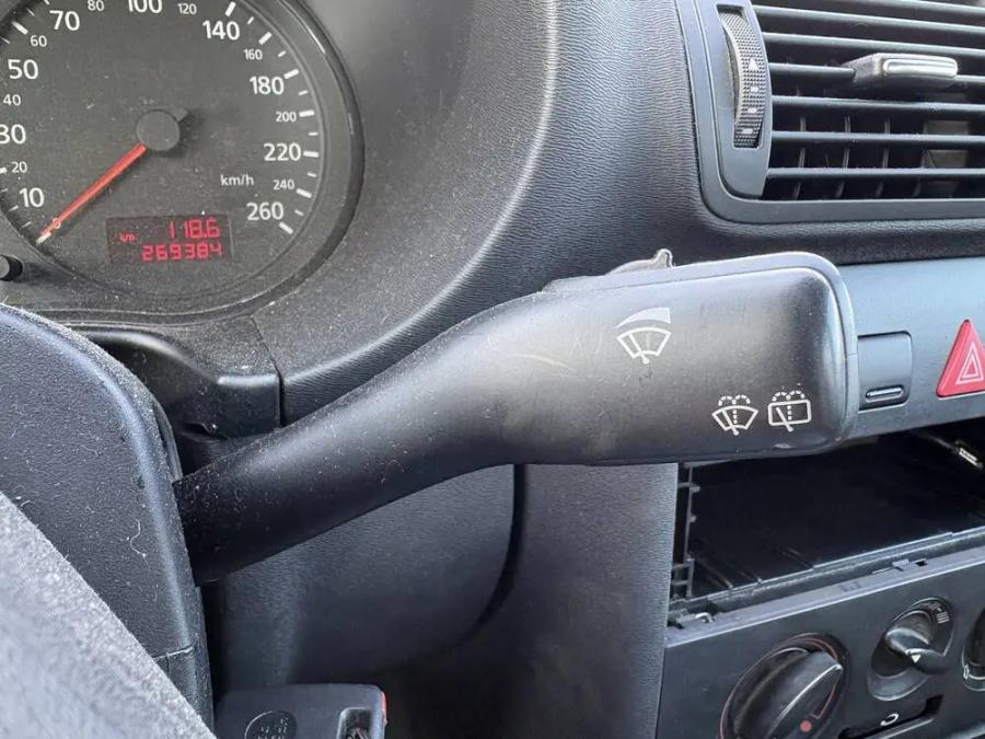 Grey Audi A3 2001 in Daugavpils, with an engine capacity of 1.60 L and mileage of 269 thousand km for 1350 €, photo 16 on AUTOMOTO.COM.LV
