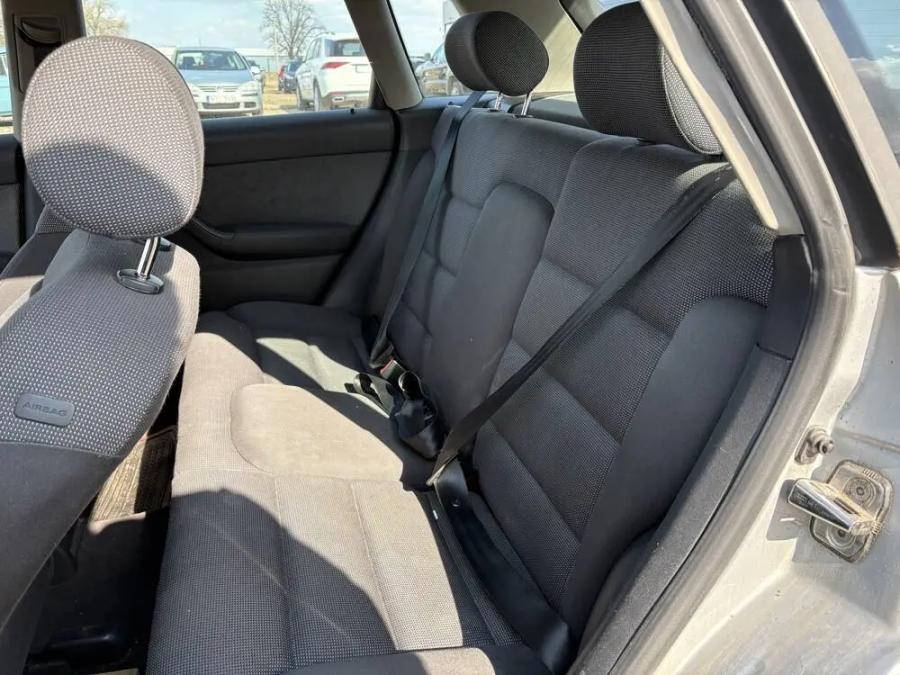 Grey Audi A3 2001 in Daugavpils, with an engine capacity of 1.60 L and mileage of 269 thousand km for 1350 €, photo 20 on AUTOMOTO.COM.LV