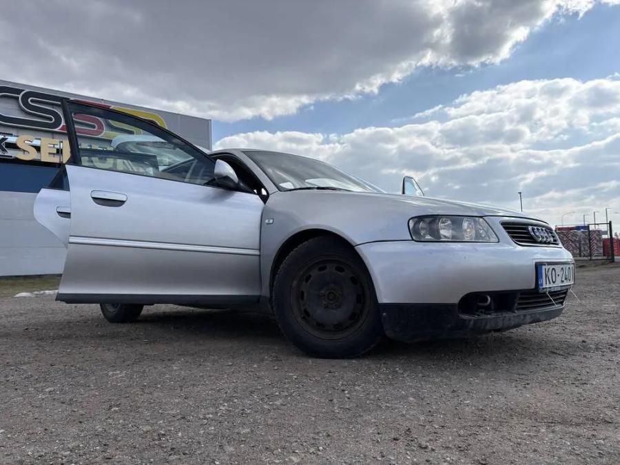 Grey Audi A3 2001 in Daugavpils, with an engine capacity of 1.60 L and mileage of 269 thousand km for 1350 €, photo 33 on AUTOMOTO.COM.LV