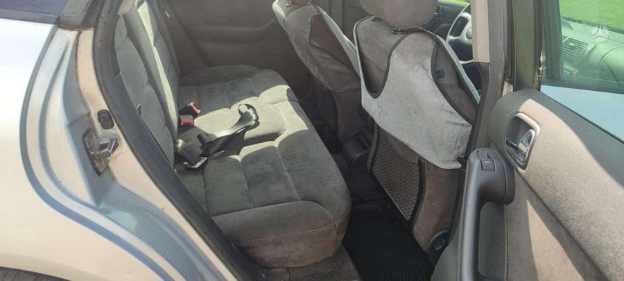 Pelēks Audi A3 2001 Viļņa, ar dzinēja tilpumu 1.60 L un nobraukumu 285 tūkst. km par 500 €, foto 9 vietnē AUTOMOTO.COM.LV