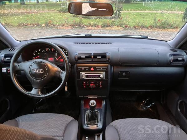 Grey Audi A3 2001 in Jelgava, with an engine capacity of 1.60 L and mileage of 163 thousand km for 1390 €, photo 8 on AUTOMOTO.COM.LV