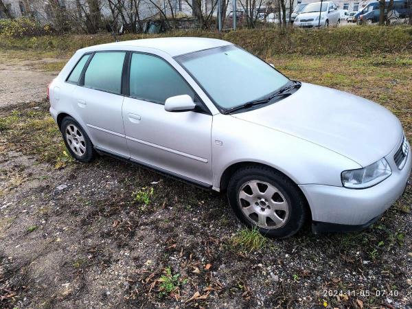 Grey Audi A3 2002 in Vilnius, with an engine capacity of 1.60 L and mileage of 270 thousand km for 1000 €, photo 6 on AUTOMOTO.COM.LV