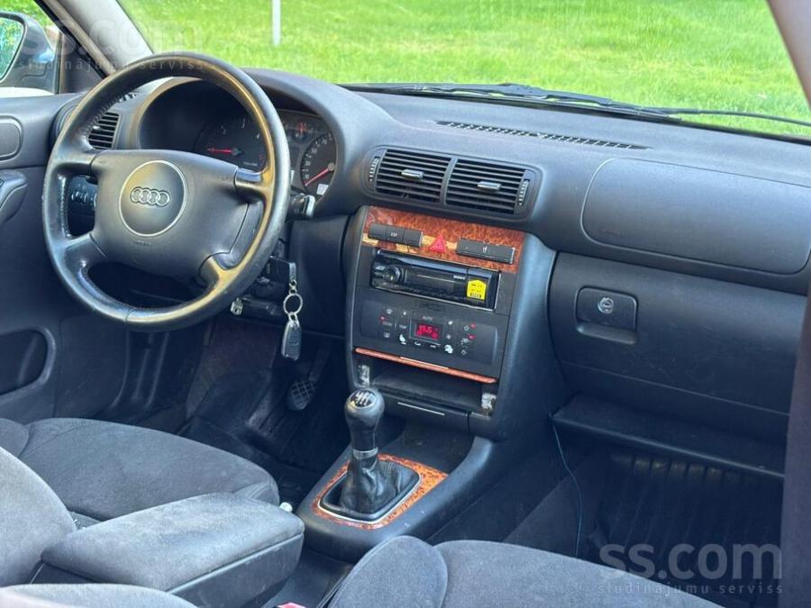 Серый Ауди А3 2002 в Тукумс, объемом двигателя 1.90 л и пробегом 330 тыс. км за 1000 €, фото 4 на AUTOMOTO.COM.LV