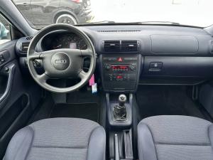 Pelēks Audi A3 2002 Limbaži, ar dzinēja tilpumu 1.60 L un nobraukumu 81 tūkst. km par 3150 €, foto 10 vietnē AUTOMOTO.COM.LV