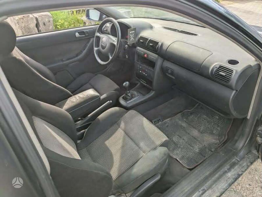 Pelēks Audi A3 2002 Kauņa, ar dzinēja tilpumu 1.90 L un nobraukumu 350 tūkst. km par 650 €, foto 6 vietnē AUTOMOTO.COM.LV
