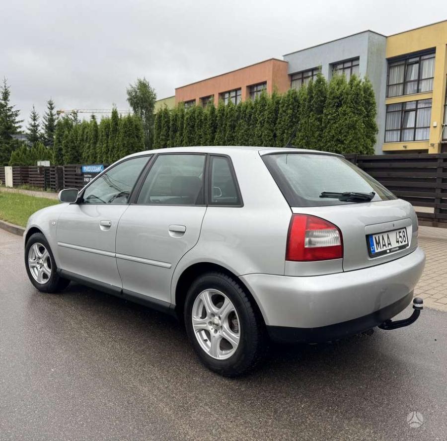 Grey Audi A3 2002 in Vilnius, with an engine capacity of 1.60 L and mileage of 250 thousand km for 1650 €, photo 4 on AUTOMOTO.COM.LV