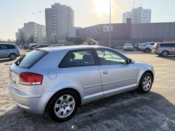 Grey Audi A3 2003 in Vilnius, with an engine capacity of 1.60 L and mileage of 245 thousand km for 1350 €, photo 3 on AUTOMOTO.COM.LV