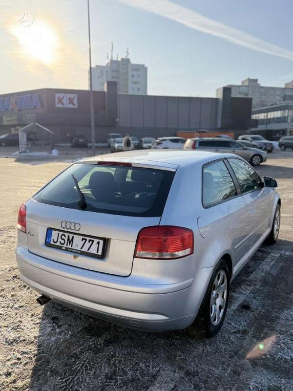 Grey Audi A3 2003 in Vilnius, with an engine capacity of 1.60 L and mileage of 245 thousand km for 1350 €, photo 4 on AUTOMOTO.COM.LV