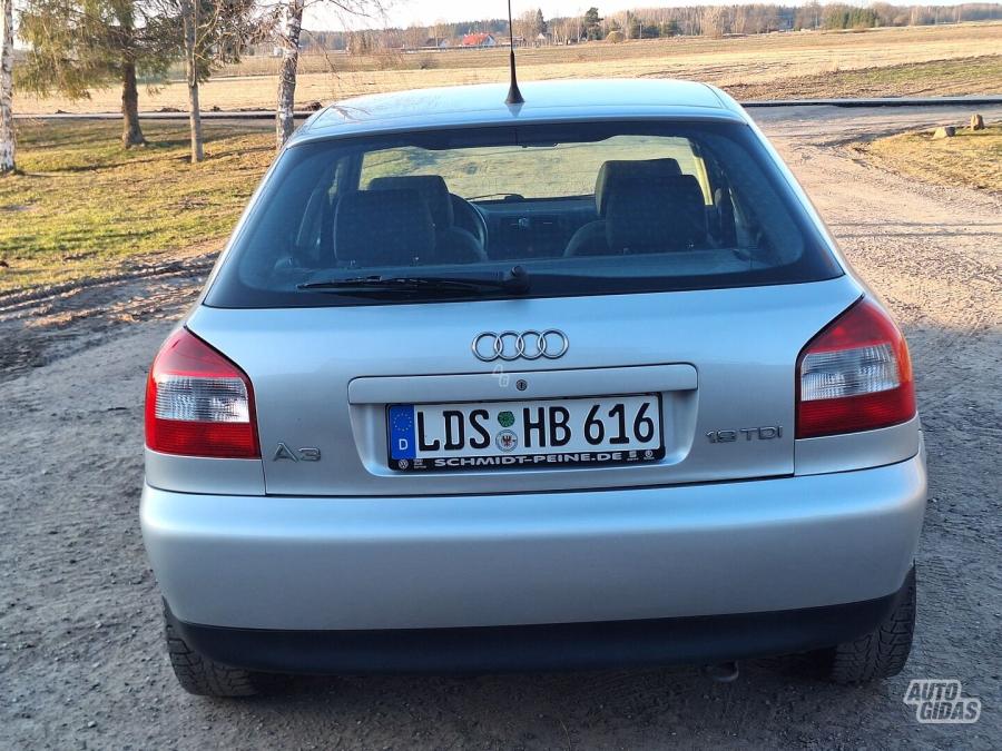 Pelēks Audi A3 2003 Mažeikiai, ar dzinēja tilpumu 1.90 L un nobraukumu 261 tūkst. km par 2250 €, foto 7 vietnē AUTOMOTO.COM.LV