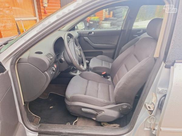 Pelēks Audi A3 2003 Mažeikiai, ar dzinēja tilpumu 1.90 L un nobraukumu 261 tūkst. km par 2250 €, foto 11 vietnē AUTOMOTO.COM.LV
