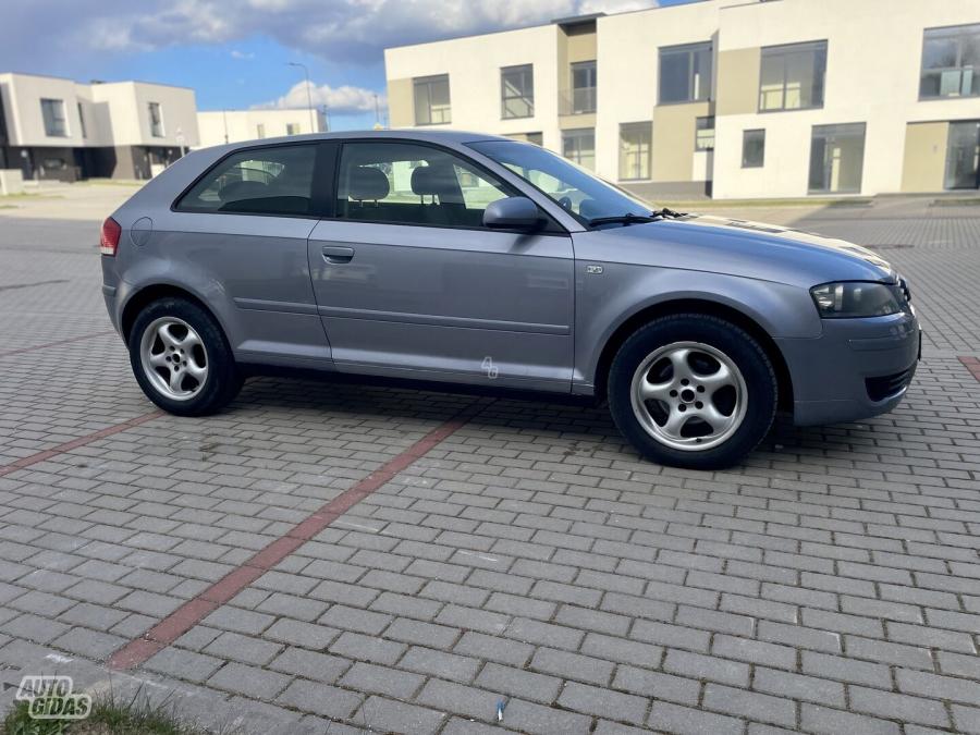 Pelēks Audi A3 2003 Viļņa, ar dzinēja tilpumu 2.00 L un nobraukumu 397 tūkst. km par 2100 €, foto 9 vietnē AUTOMOTO.COM.LV