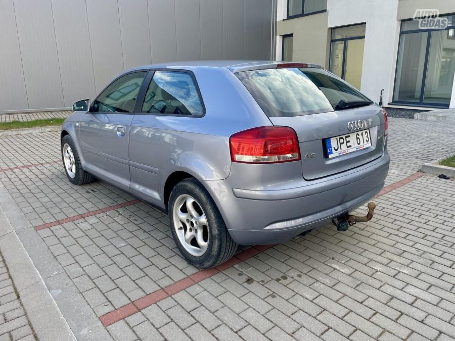 Grey Audi A3 2003 in Vilnius, with an engine capacity of 2.00 L and mileage of 397 thousand km for 1950 €, photo 5 on AUTOMOTO.COM.LV
