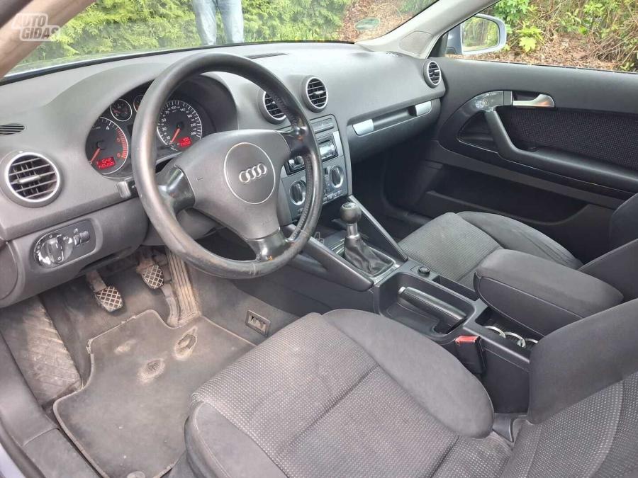 Grey Audi A3 2003 in Kaunas, with an engine capacity of 1.90 L and mileage of 300 thousand km for 1700 €, photo 12 on AUTOMOTO.COM.LV