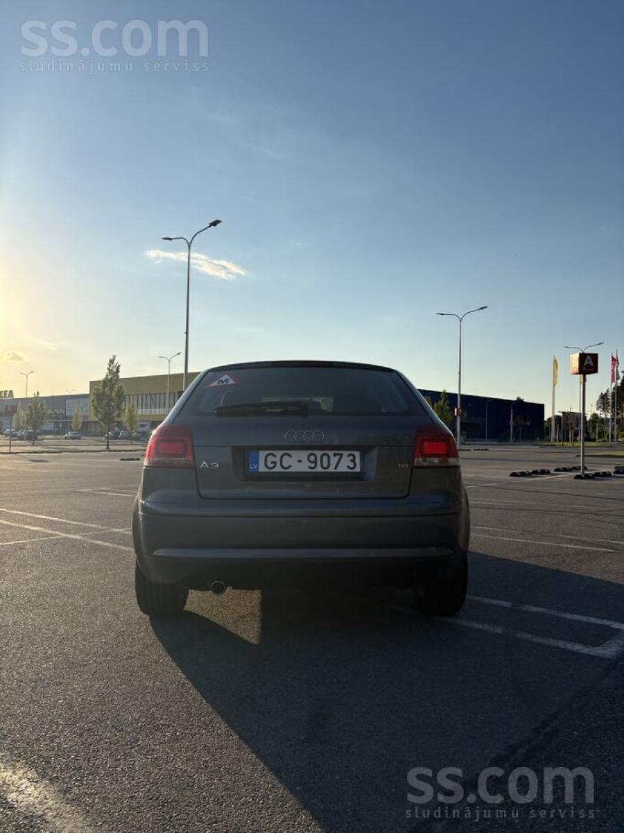 Pelēks Audi A3 2003 Rīga, ar dzinēja tilpumu 1.60 L un nobraukumu 232 tūkst. km par 1100 €, foto 5 vietnē AUTOMOTO.COM.LV
