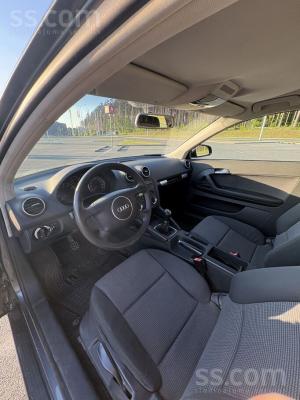Pelēks Audi A3 2003 Rīga, ar dzinēja tilpumu 1.60 L un nobraukumu 232 tūkst. km par 1100 €, foto 7 vietnē AUTOMOTO.COM.LV