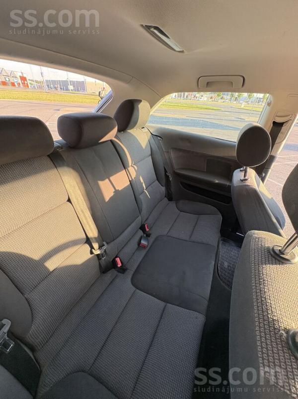 Pelēks Audi A3 2003 Rīga, ar dzinēja tilpumu 1.60 L un nobraukumu 232 tūkst. km par 1100 €, foto 9 vietnē AUTOMOTO.COM.LV