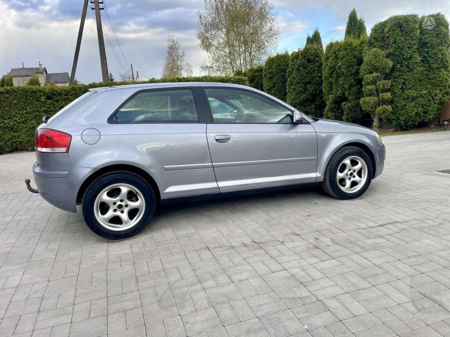 Grey Audi A3 2003 in Vilnius, with an engine capacity of 1.97 L and mileage of 397 thousand km for 1650 €, photo 6 on AUTOMOTO.COM.LV