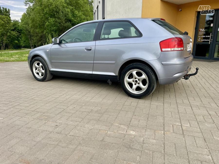 Grey Audi A3 2003 in Vilnius, with an engine capacity of 2.00 L and mileage of 393 thousand km for 1650 €, photo 6 on AUTOMOTO.COM.LV