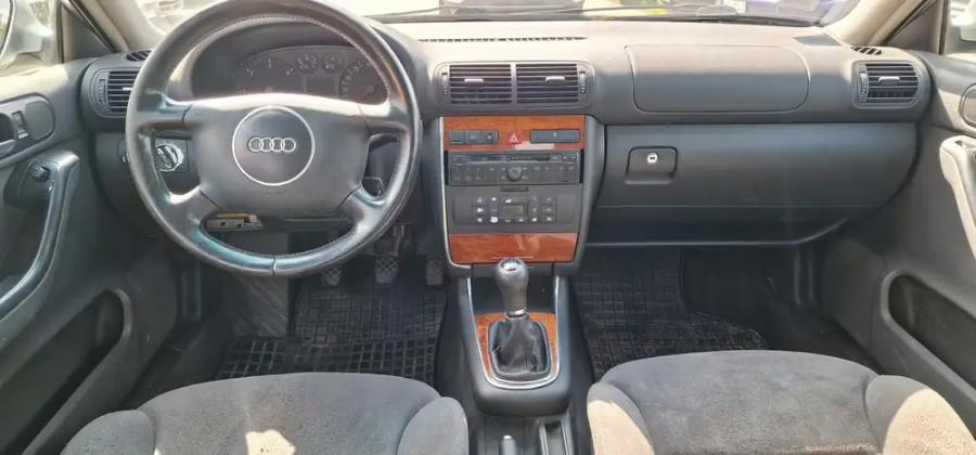 Grey Audi A3 2003 in Valmiera, with an engine capacity of 1.90 L and mileage of 357 thousand km for 1000 €, photo 8 on AUTOMOTO.COM.LV