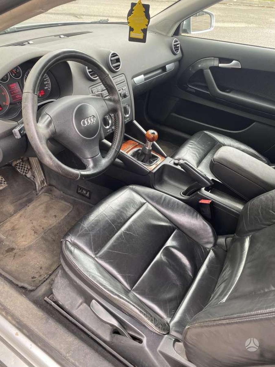Pelēks Audi A3 2003 Kauņa, ar dzinēja tilpumu 1.97 L un nobraukumu 390 tūkst. km par 1000 €, foto 5 vietnē AUTOMOTO.COM.LV