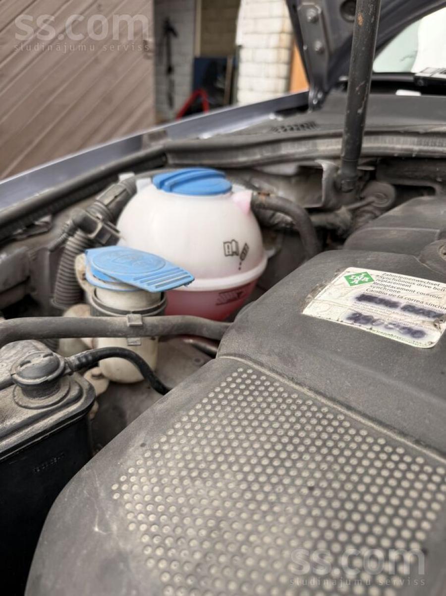 Pelēks Audi A3 2003 Jelgava, ar dzinēja tilpumu 1.60 L un nobraukumu 378 tūkst. km par 1150 €, foto 11 vietnē AUTOMOTO.COM.LV