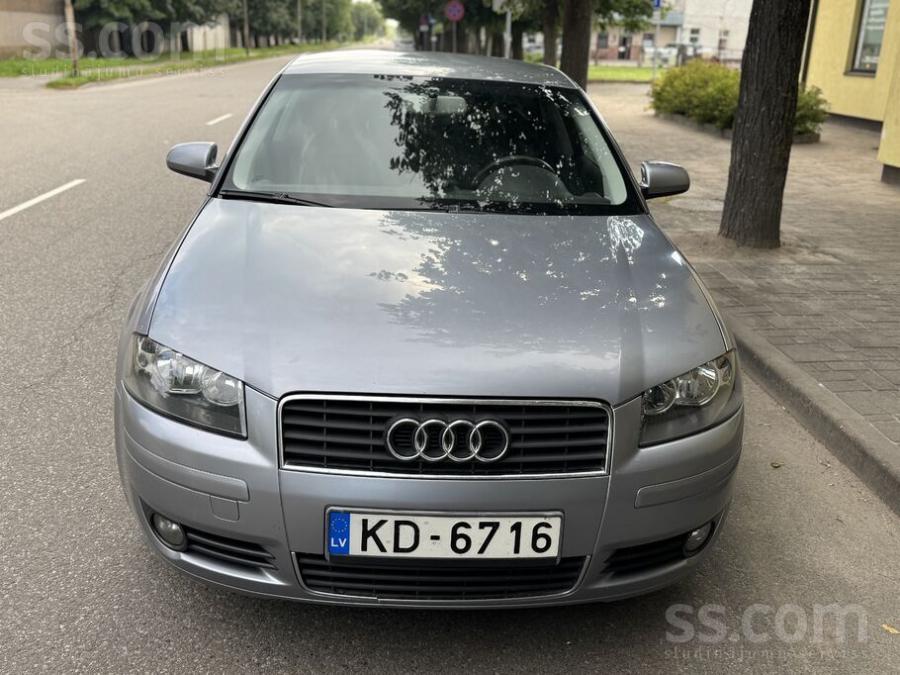 Grey Audi A3 2003 in Jelgava, with an engine capacity of 1.60 L and mileage of 367 thousand km for 1380 €, photo 4 on AUTOMOTO.COM.LV