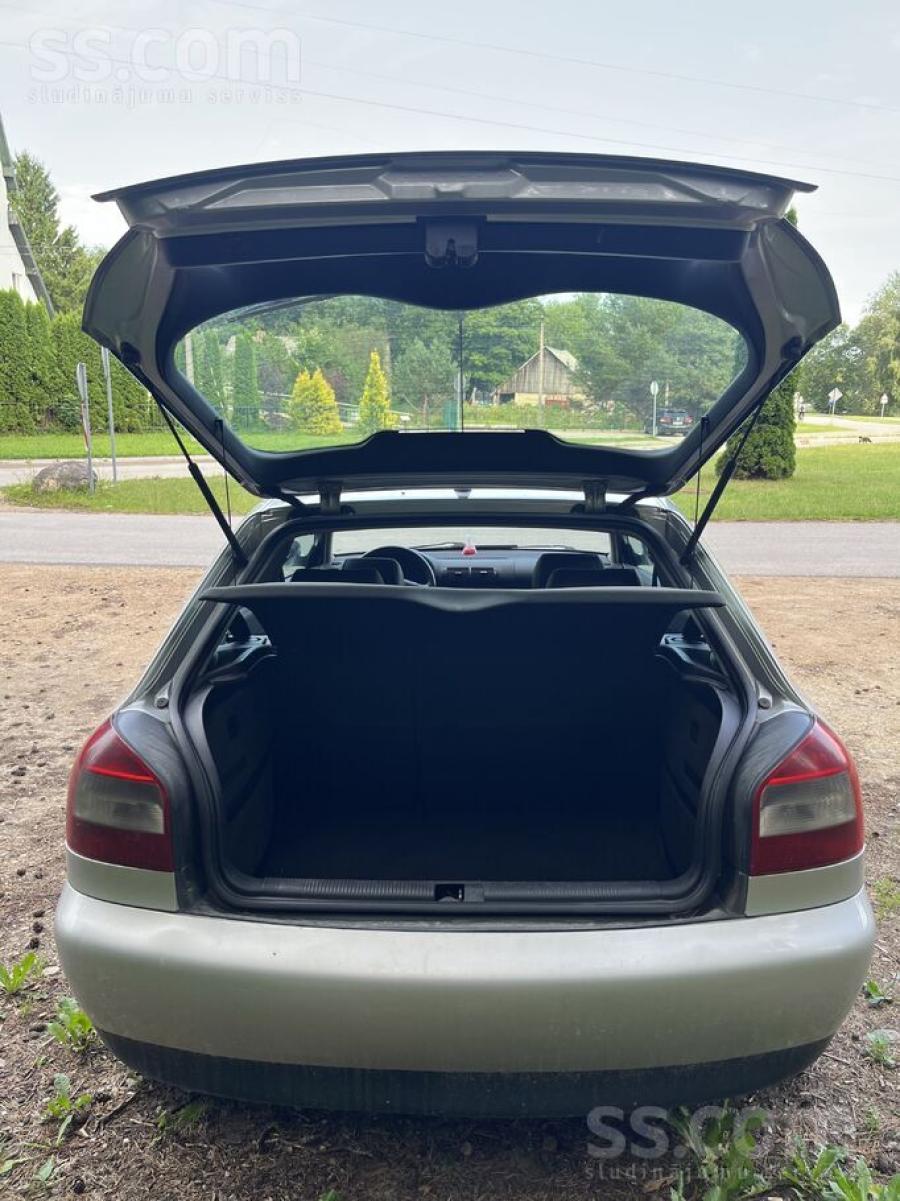 Grey Audi A3 2003 in Riga, with an engine capacity of 1.90 L and mileage of 410 thousand km for 900 €, photo 5 on AUTOMOTO.COM.LV