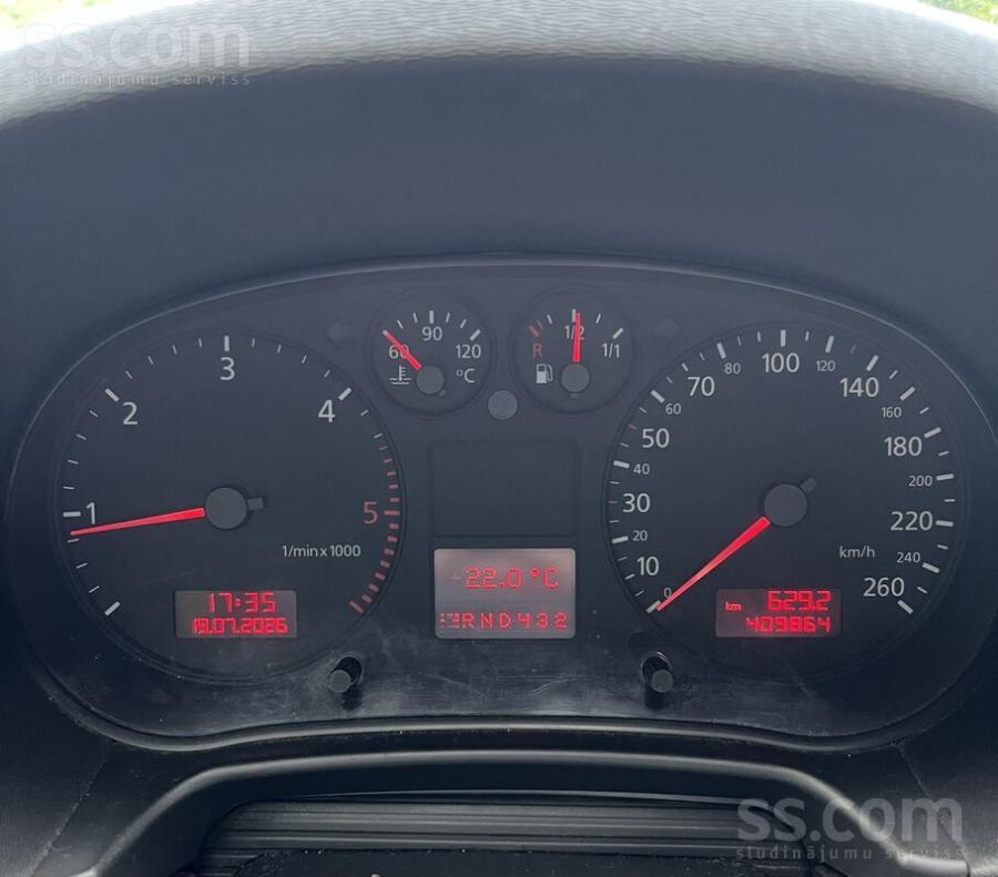 Grey Audi A3 2003 in Riga, with an engine capacity of 1.90 L and mileage of 410 thousand km for 900 €, photo 7 on AUTOMOTO.COM.LV