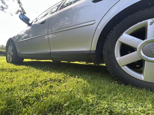 Grey Audi A3 2003 in Riga, with an engine capacity of 1.60 L and mileage of 263 thousand km for 1250 €, photo 9 on AUTOMOTO.COM.LV