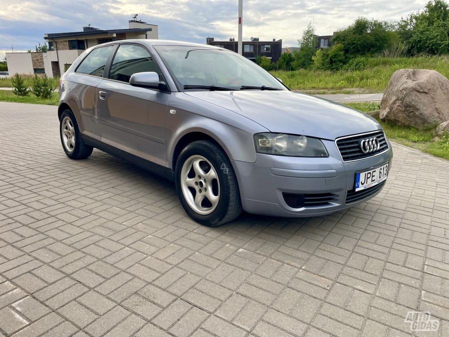 Grey Audi A3 2003 in Vilnius, with an engine capacity of 2.00 L and mileage of 393 thousand km for 1500 €, photo 4 on AUTOMOTO.COM.LV